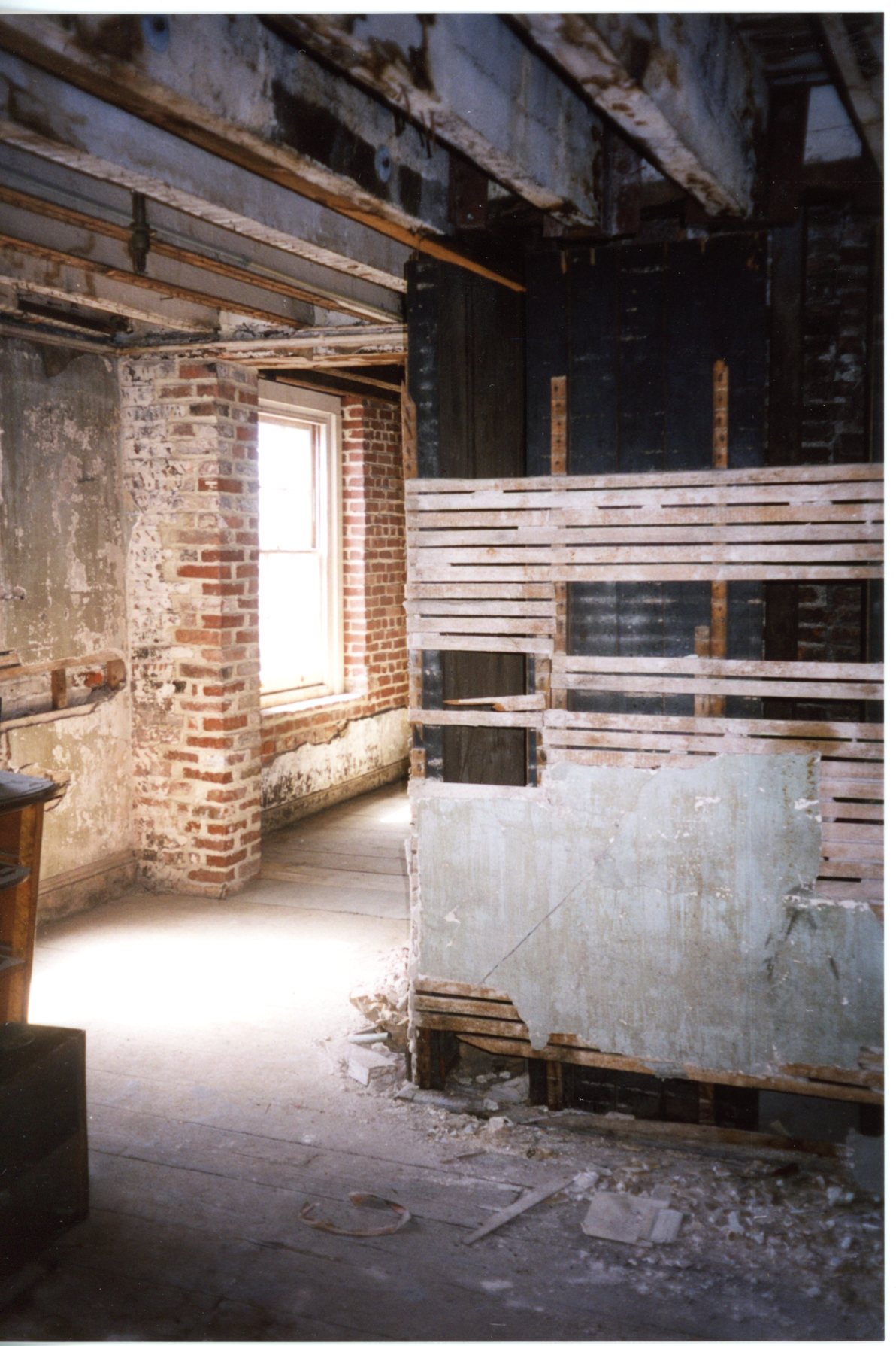 Housekeeping in a 150 year old Hotel - South Street Seaport Museum