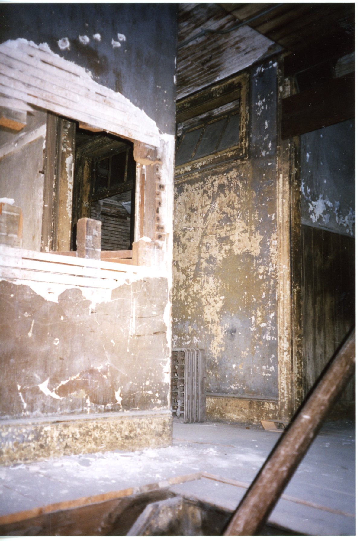 Housekeeping in a 150 year old Hotel - South Street Seaport Museum