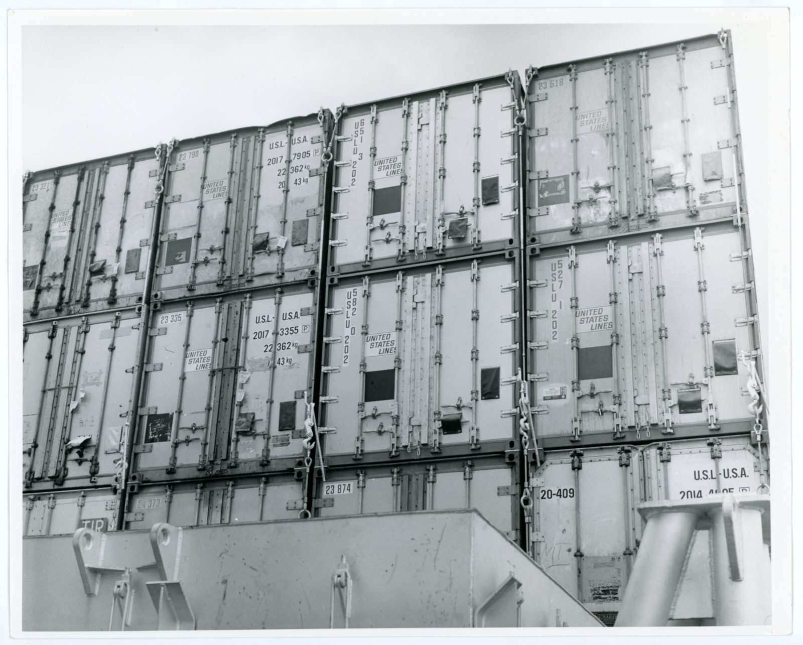 Shipping goods across the oceans - South Street Seaport Museum
