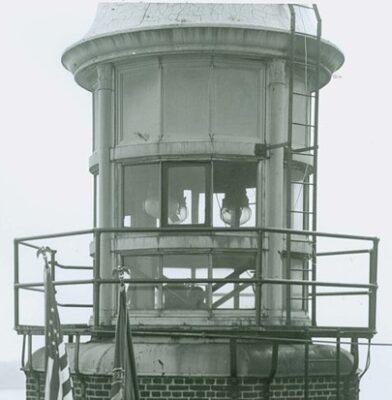 About the Titanic Memorial Lighthouse - South Street Seaport Museum